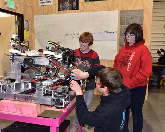 Union High School robotics team shines in Salem | La Grande Observer