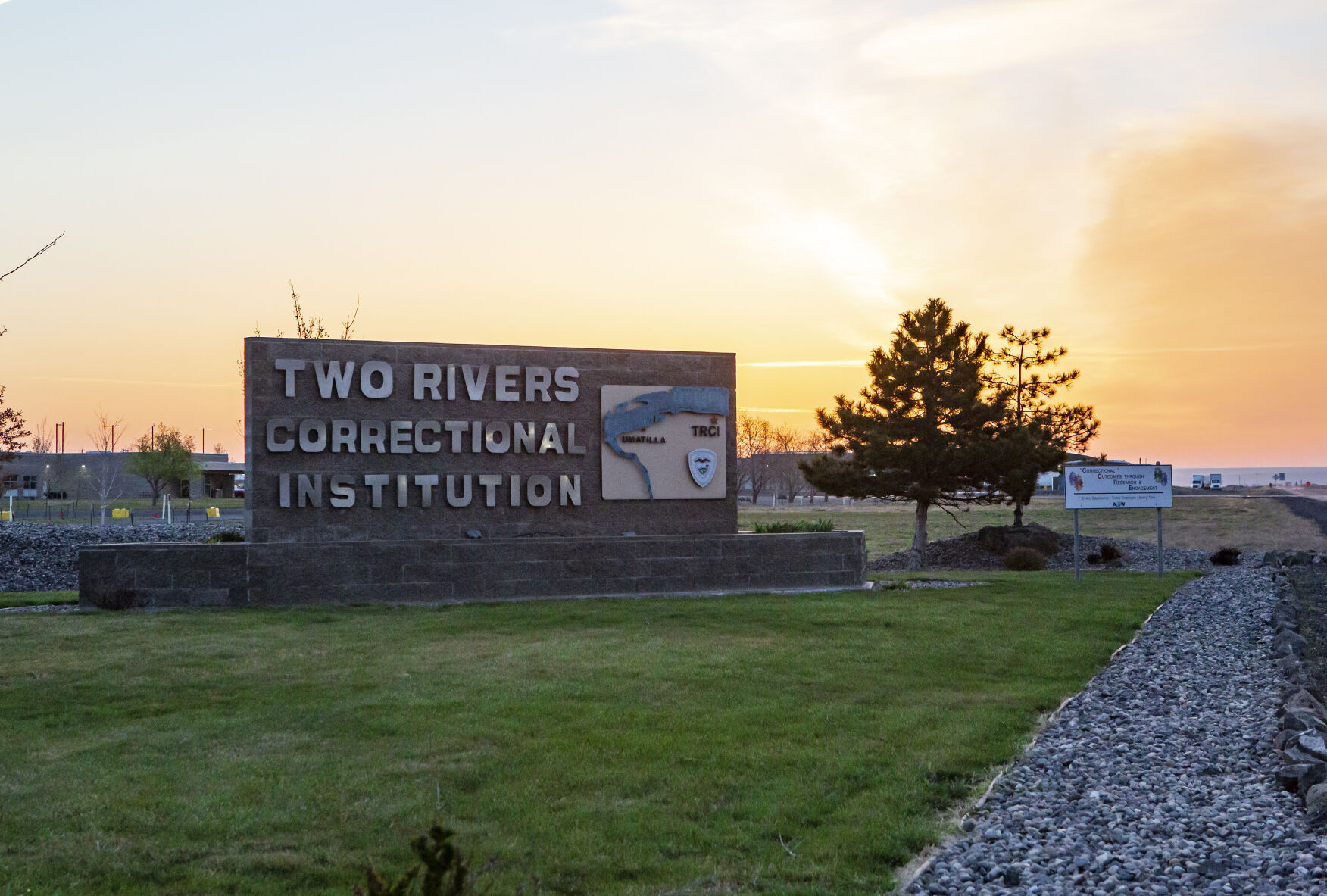 Federal judge orders Oregon’s Two Rivers prison to follow its own mask ...